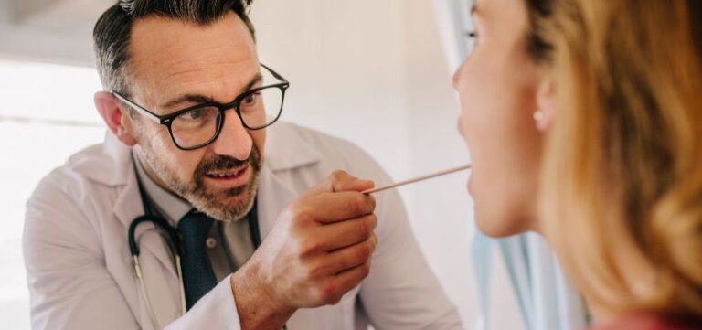 Bad Taste In Back Of Throat: Causes And Treatment - Bionaze.com