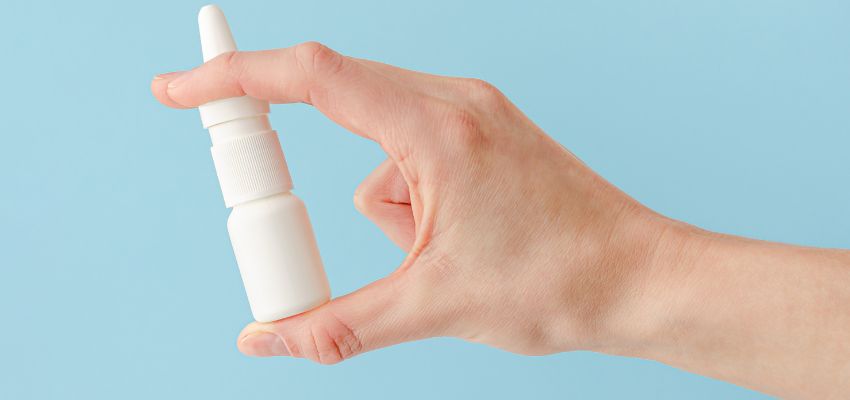 How To Use A Nasal Spray For Clogged Ears? A Quick Guide - BioNaze